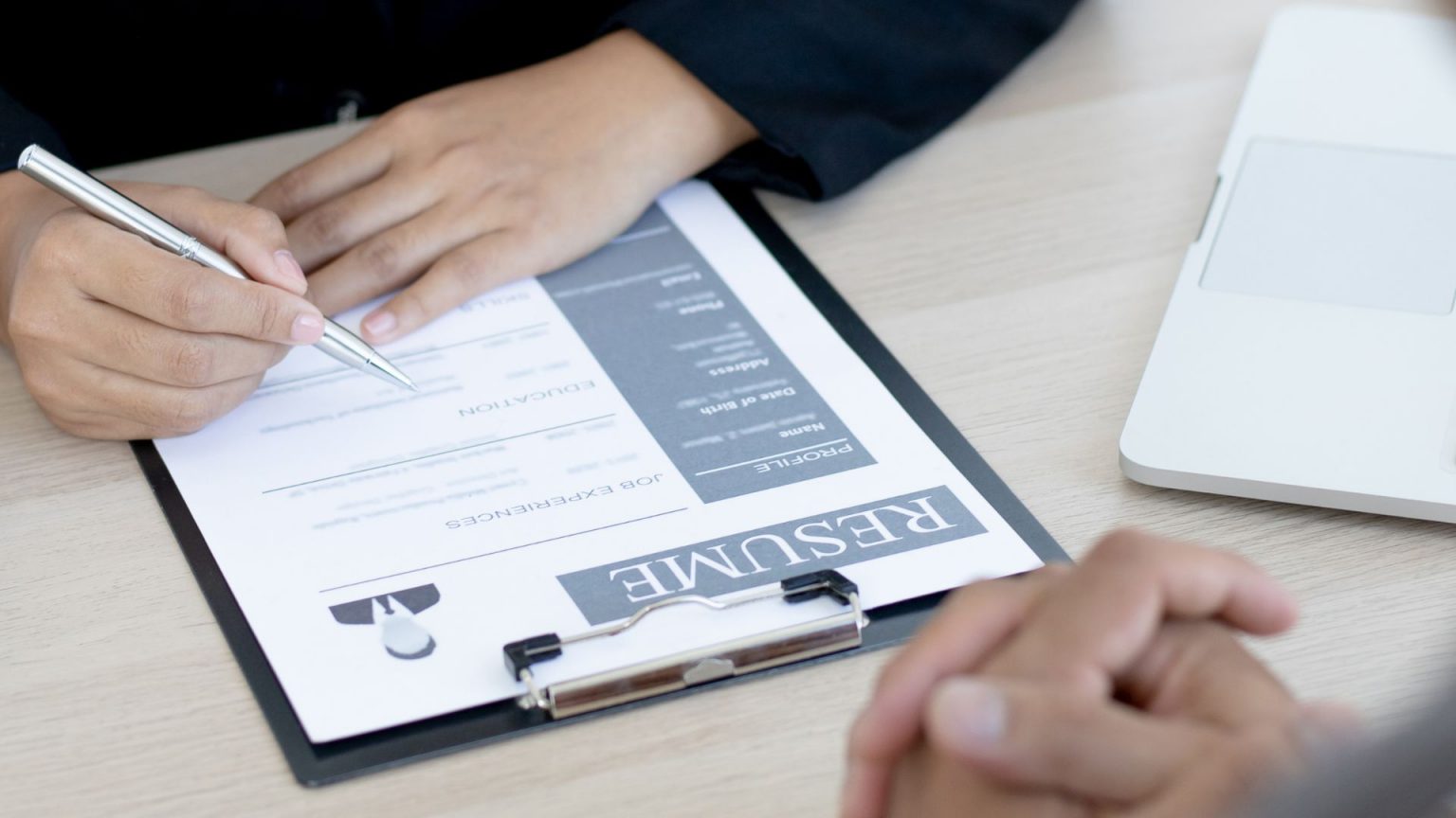 CV vs. Dynamic CV - Book your slot for a Free CV Consultation! - MySphere